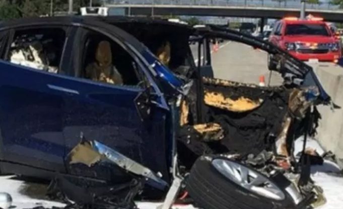 Demandan a Tesla por la muerte de ingeniero de Apple - Quintana Roo Hoy