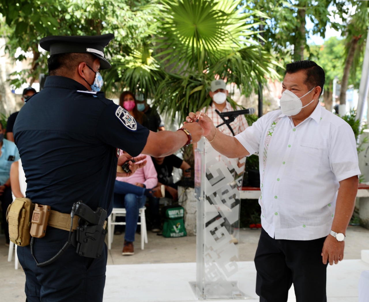 Cumple Marciano Dzul: Entrega nuevas patrullas para recuperar La Paz en ...