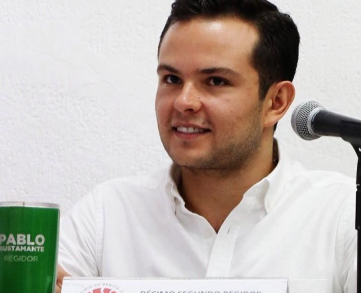 Pablo Bustamante deja su cargo como regidor de Benito Juárez - Quintana ...