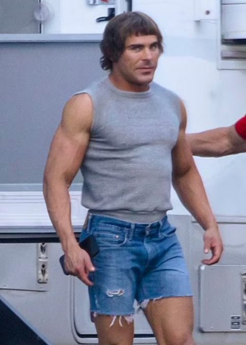 Zac Efron impacta con nueva transformación en su físico para su nueva ...