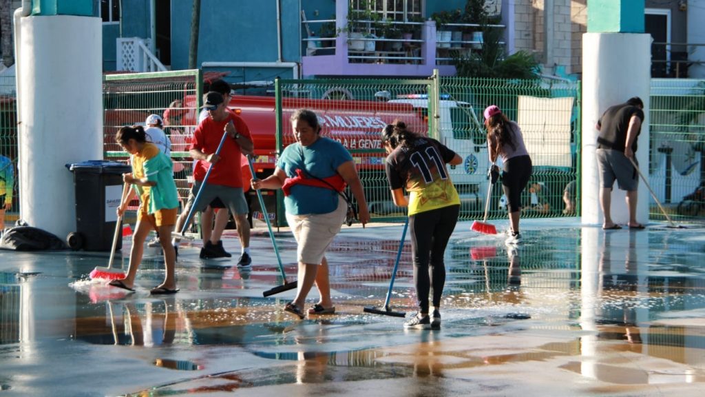 Realizan primer Limpiatón del 2023 en el Domo Azul de Isla Mujeres - Quintana Roo Hoy