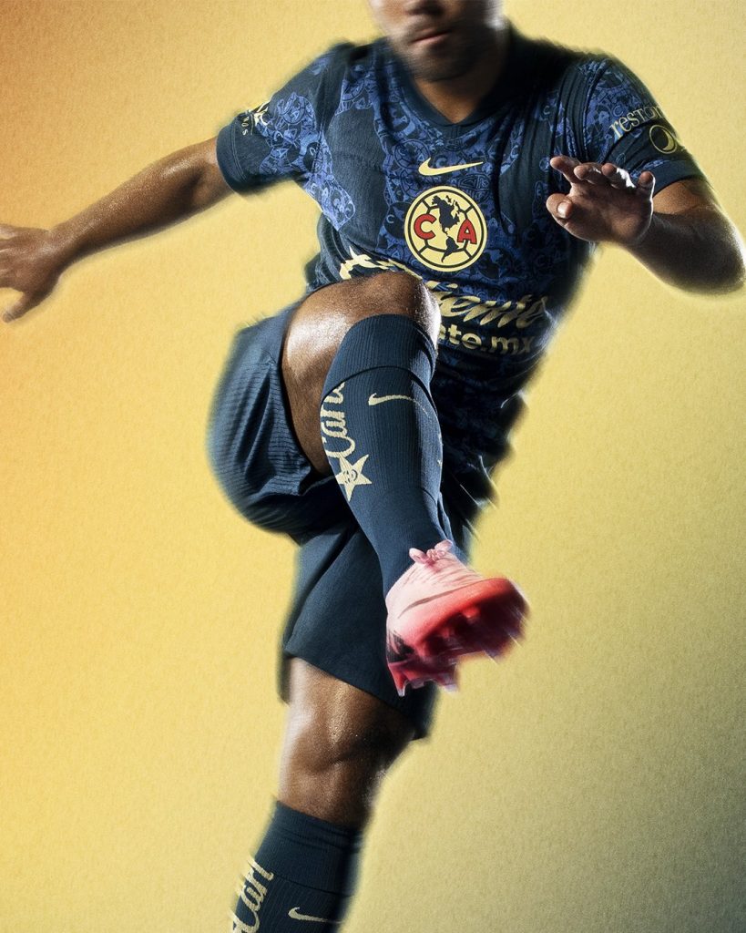 Club America presenta oficialmete sus nuevas playeras para la temporada ...
